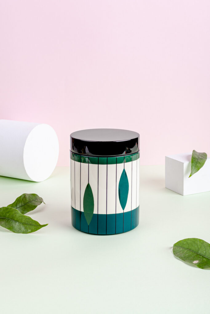Lacquer Round Box - Collective Memory